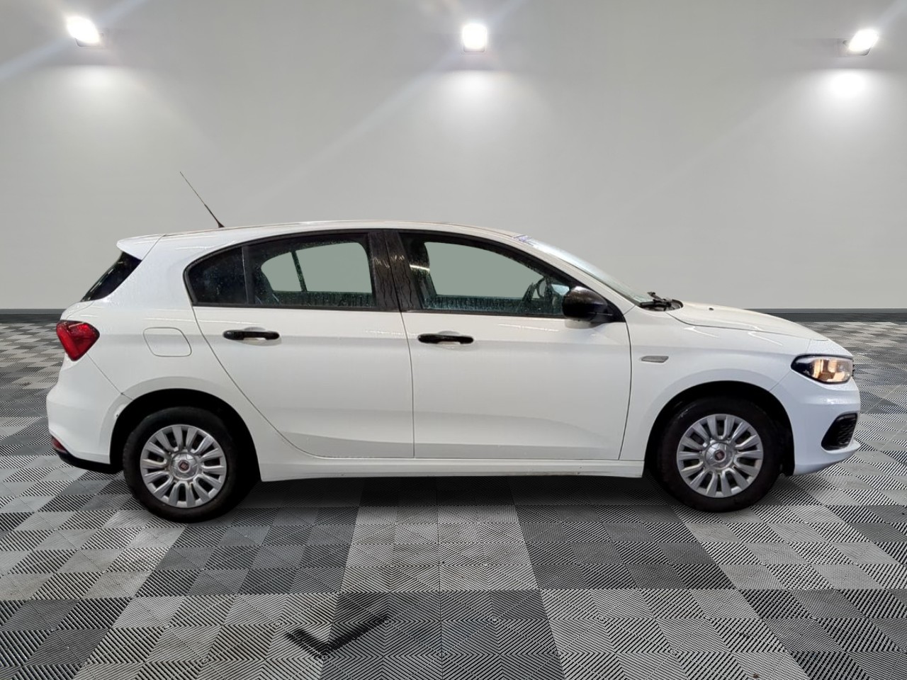 FIAT TIPO 5 PORTES - TIPO 5 PORTES 1.4 95 CH - Internet | Alcopa Auction
