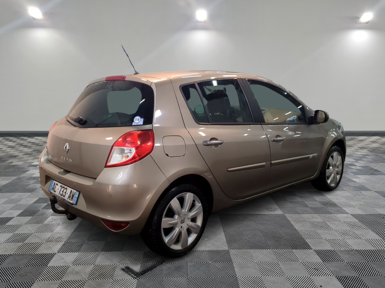 RENAULT CLIO III - CLIO III DCI 85 ECO2 EXCEPTION - Rennes | Alcopa Auction