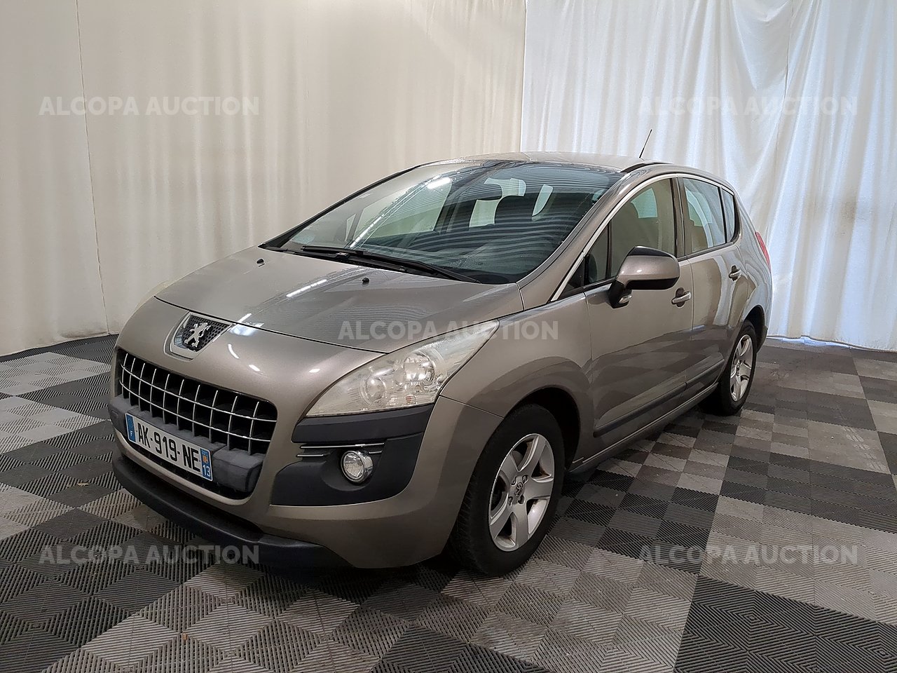 PEUGEOT 3008 - 3008 1.6 HDI 16V 110CH FAP PREMIUM | Alcopa Auction