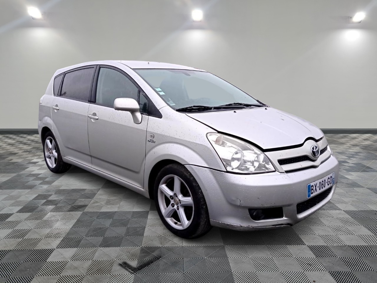 TOYOTA COROLLA VERSO - COROLLA VERSO 177 D-4D 7PL CLEAN POWER - Tours ...