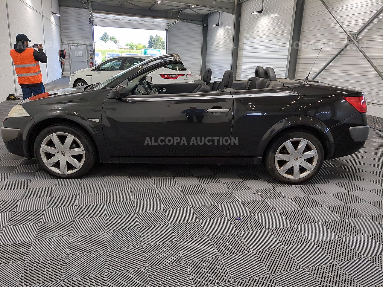 RENAULT MEGANE II CC - MEGANE II CC 2.0 DCI 150 LUXE DYNAMIQUE ...