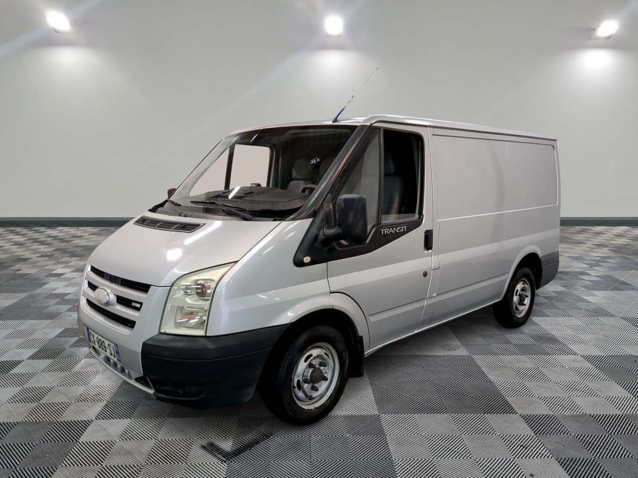FORD TRANSIT FOURGON - TRANSIT 260 CP TDCI 85 | Alcopa Auction