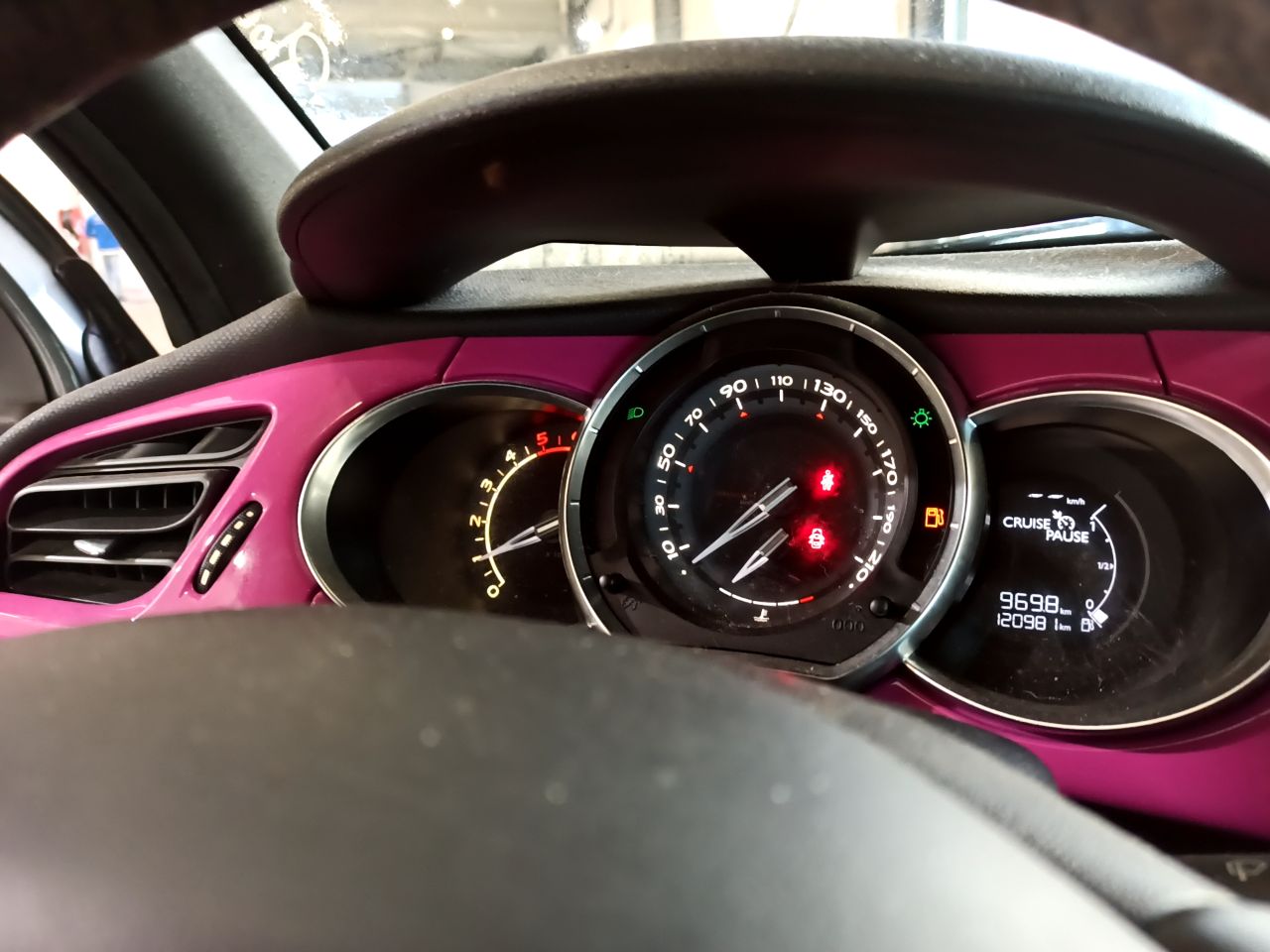 CITROEN DS3 - DS3 E-HDI 90 OPERA BLUE - Beauvais | Alcopa Auction