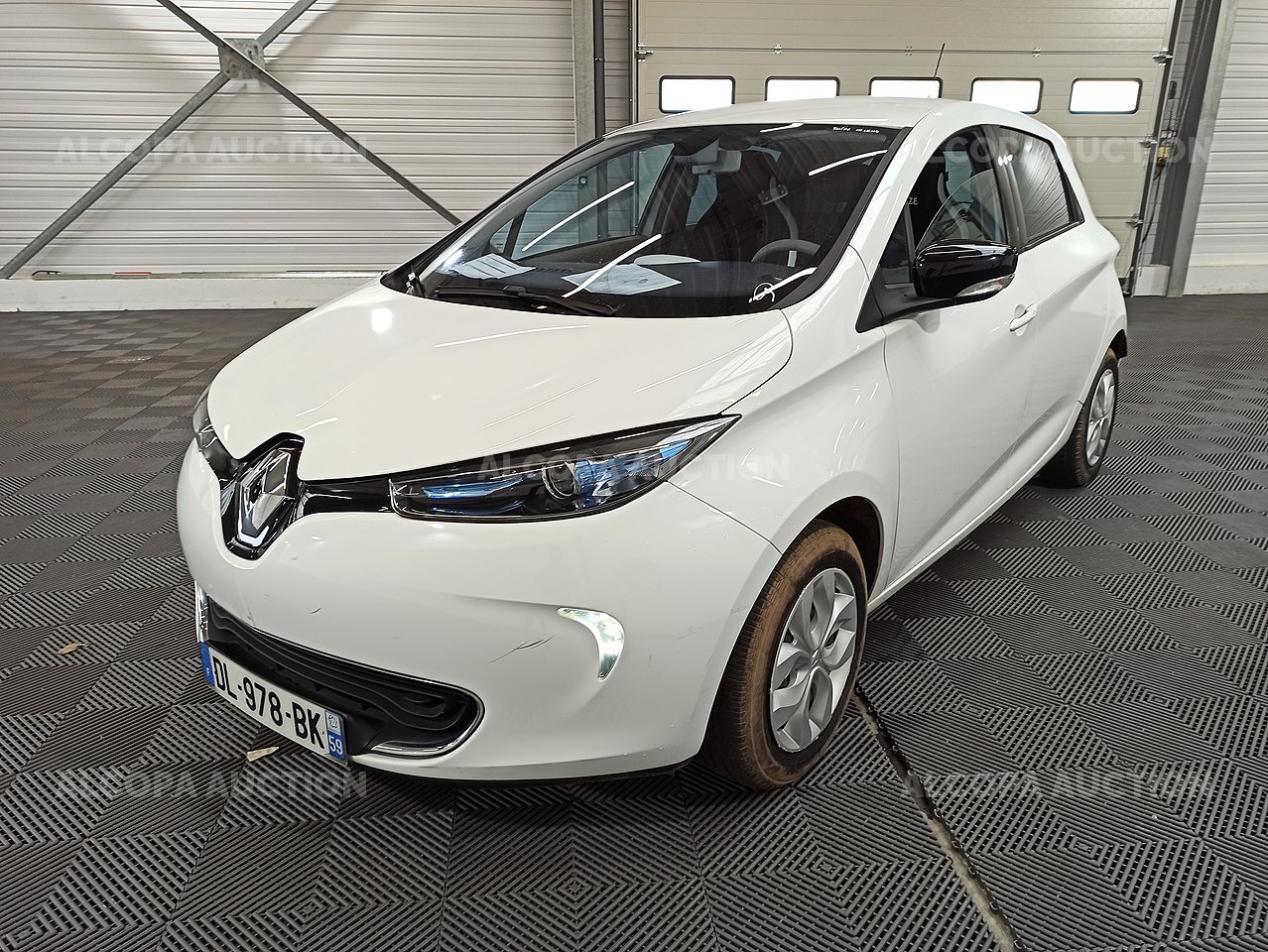 RENAULT ZOE - ZOE LIFE CHARGE RAPIDE | Alcopa Auction