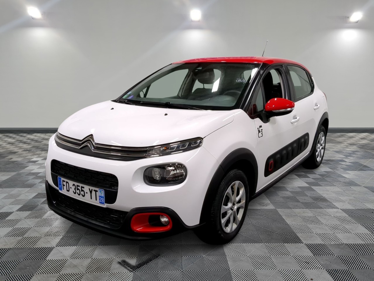 CITROEN C3 - C3 PURETECH 82 S&S BVM5 GRAPHIC | Alcopa Auction