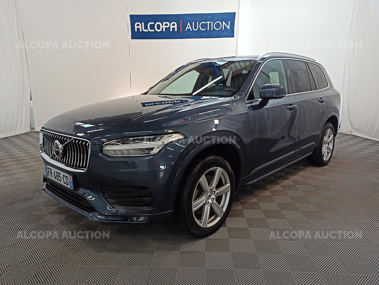 VOLVO XC90 - XC90 B5 AWD 235 CH GEARTRONIC 8 7PL MOMENTUM | Alcopa Auction